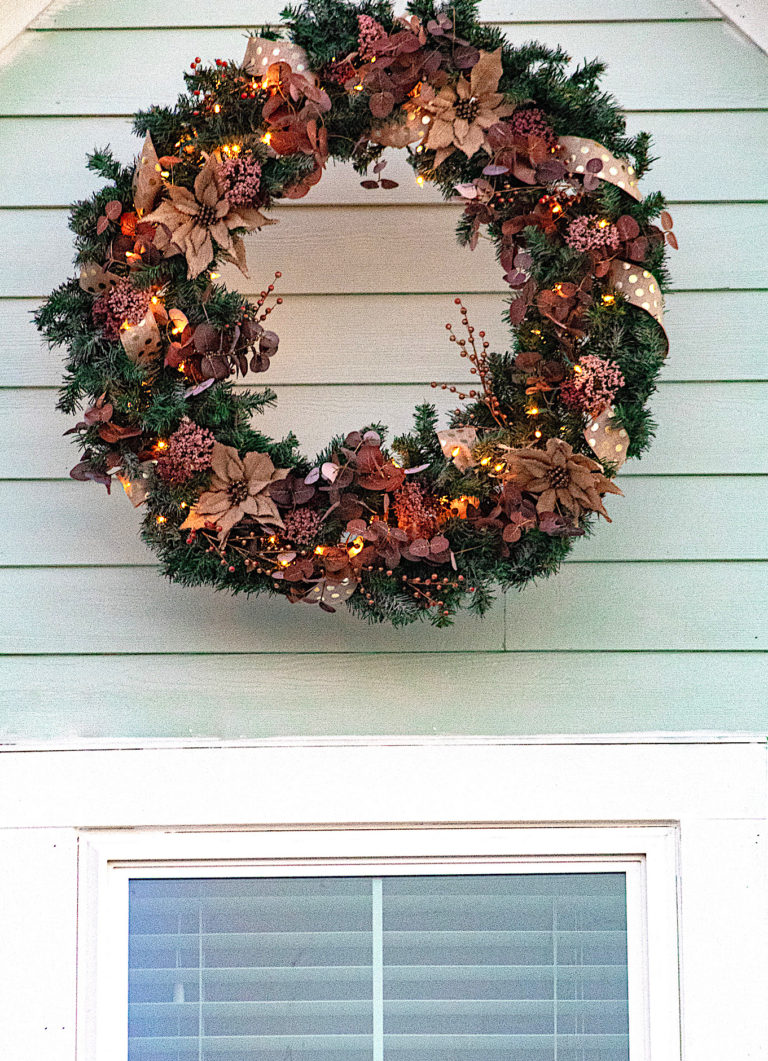 48″ Magnificent Christmas Wreath – Nooks In Bloom