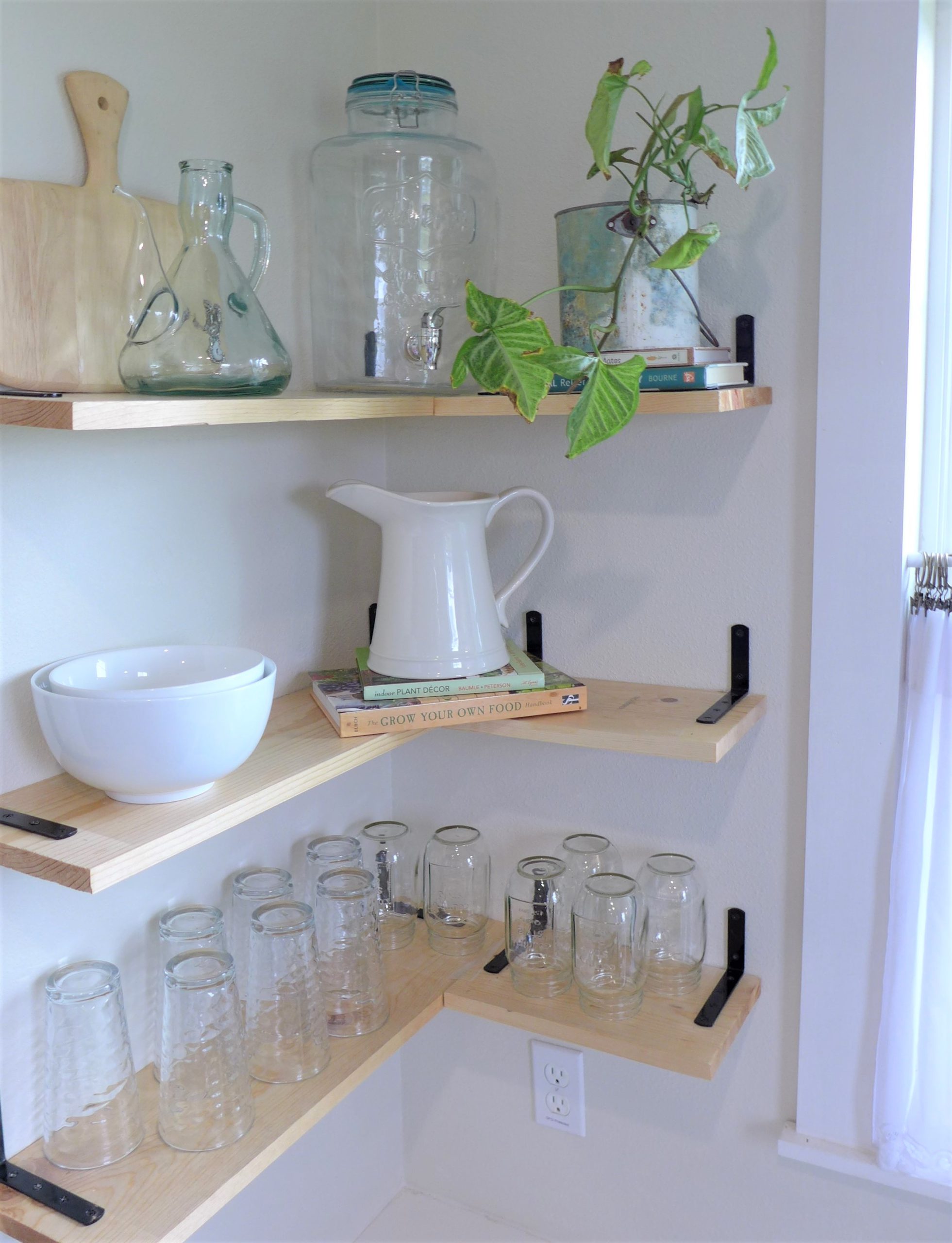 Easy, Lovely DIY Shelves – Nooks In Bloom