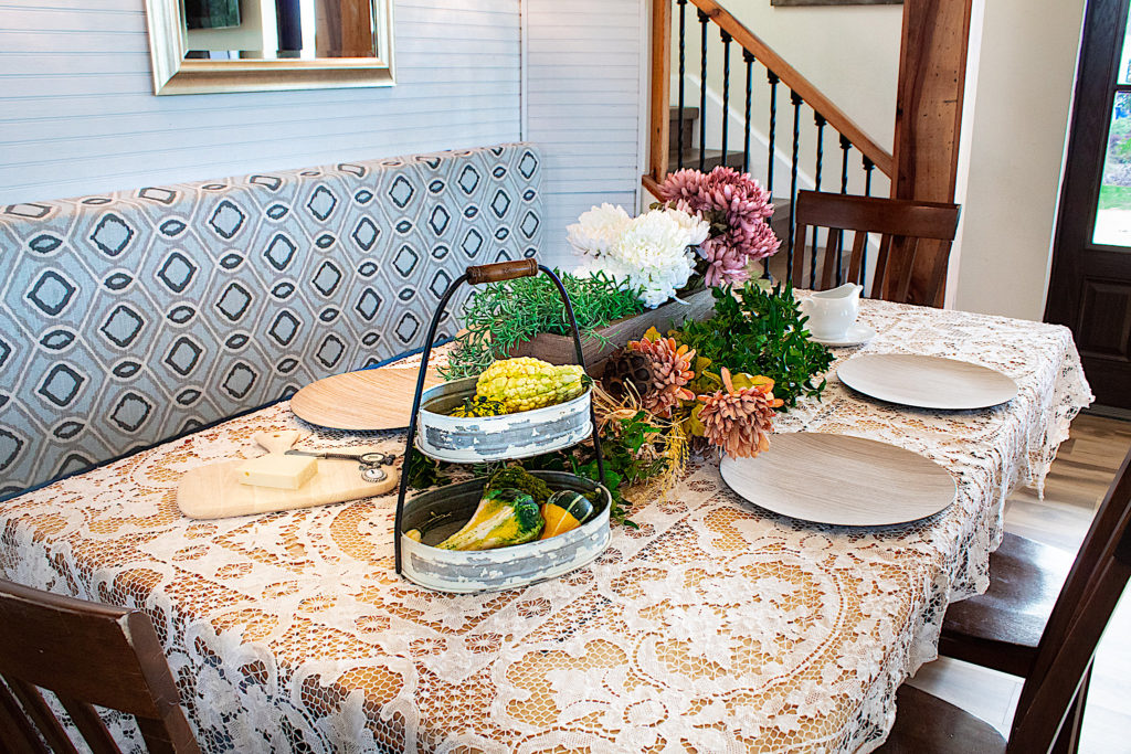 Fall Tablescape/10 Minute DIY Decorative Flower Box – Nooks In Bloom