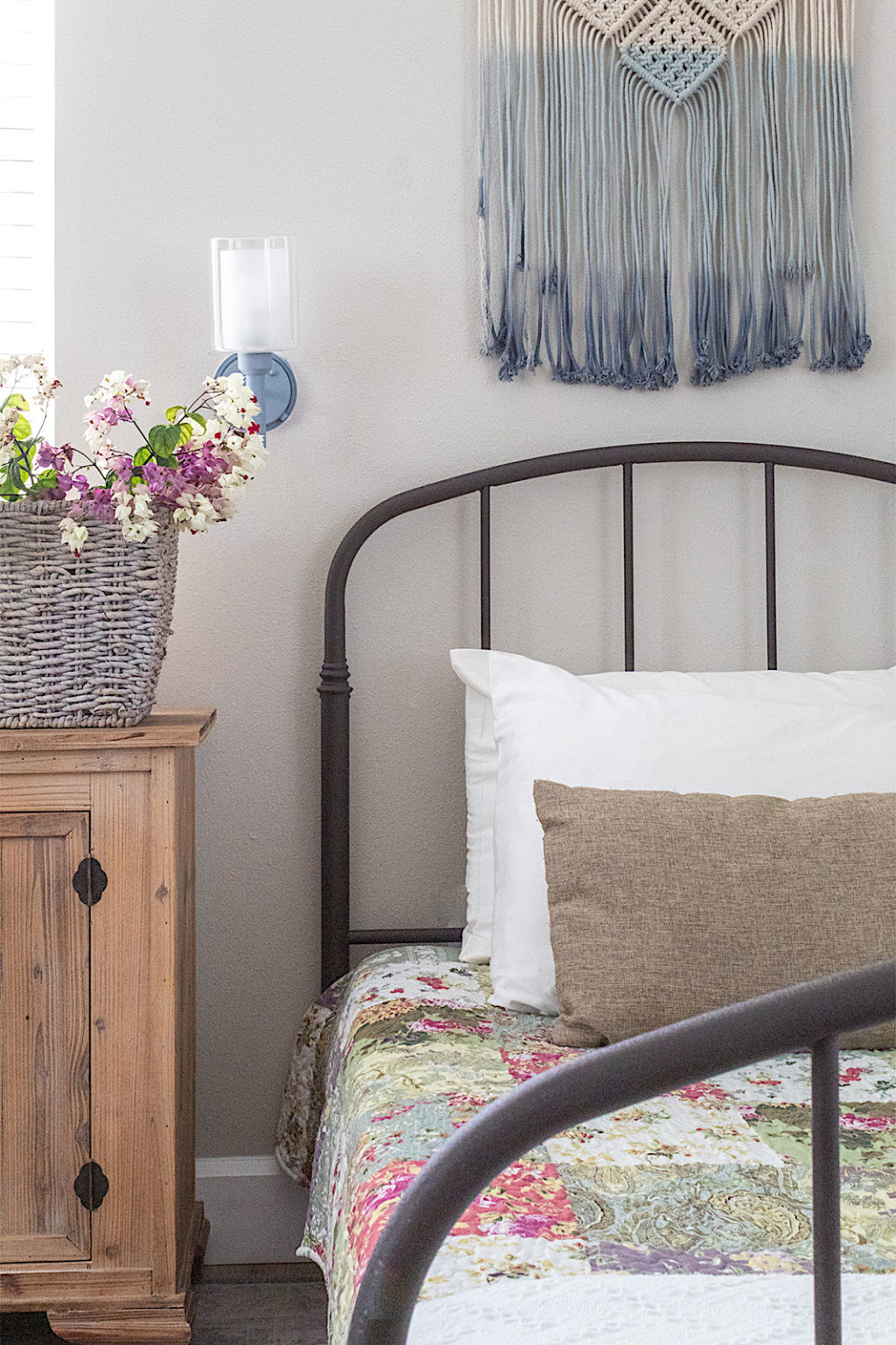 How To Stage Like A Pro – Nooks In Bloom