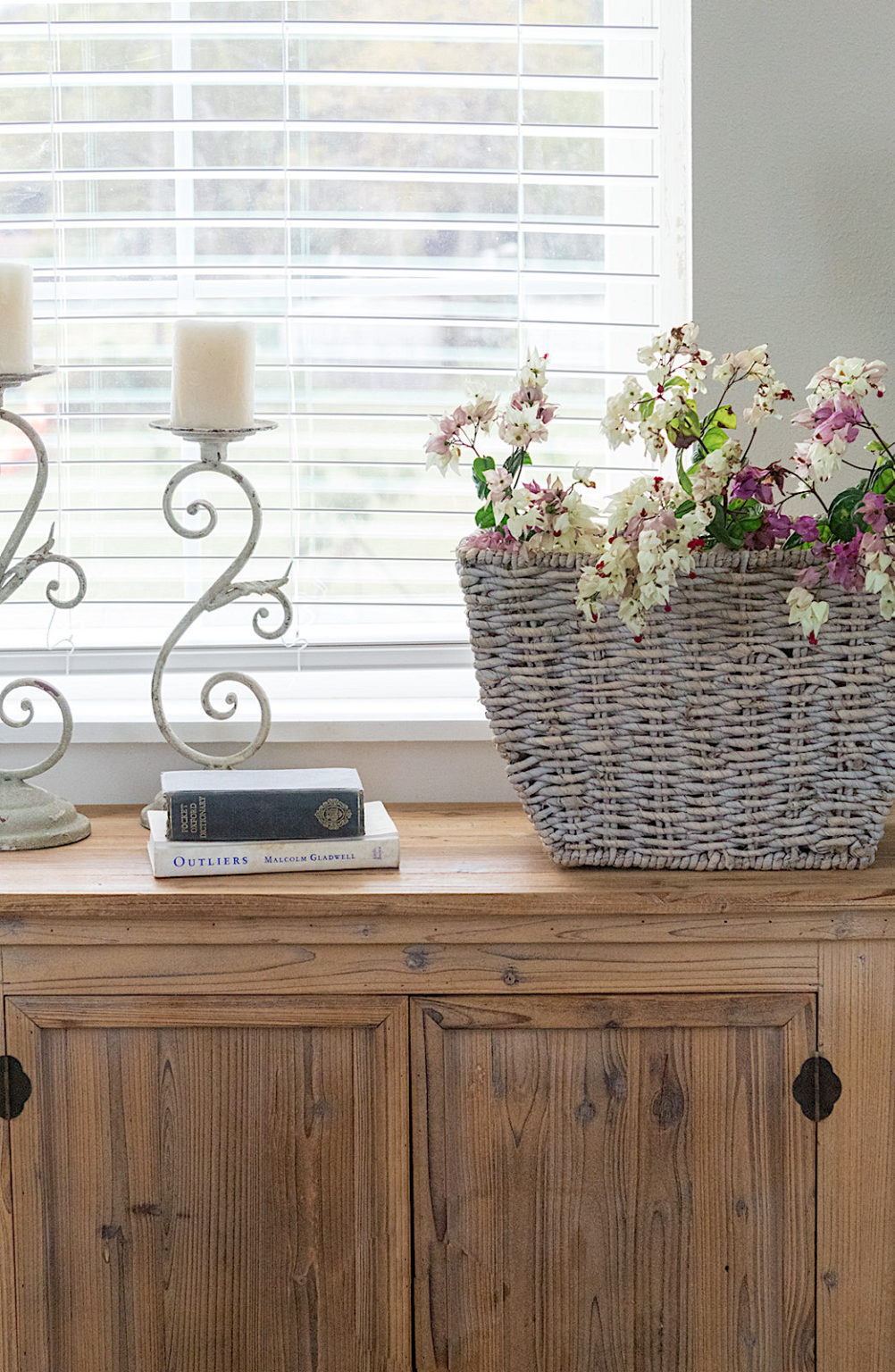 How To Stage Like A Pro – Nooks In Bloom