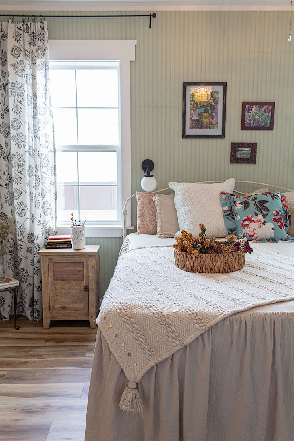 How To Stage Like A Pro – Nooks In Bloom