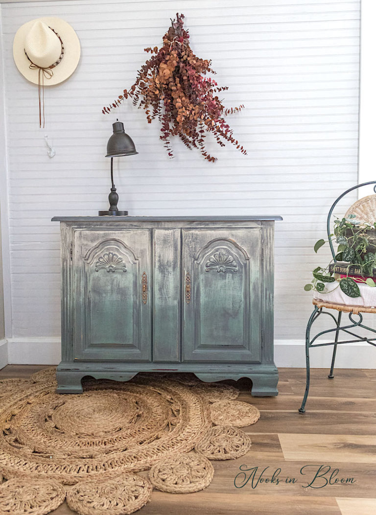 UNBELIEVABLY EASY Vintage Finish – Nooks In Bloom