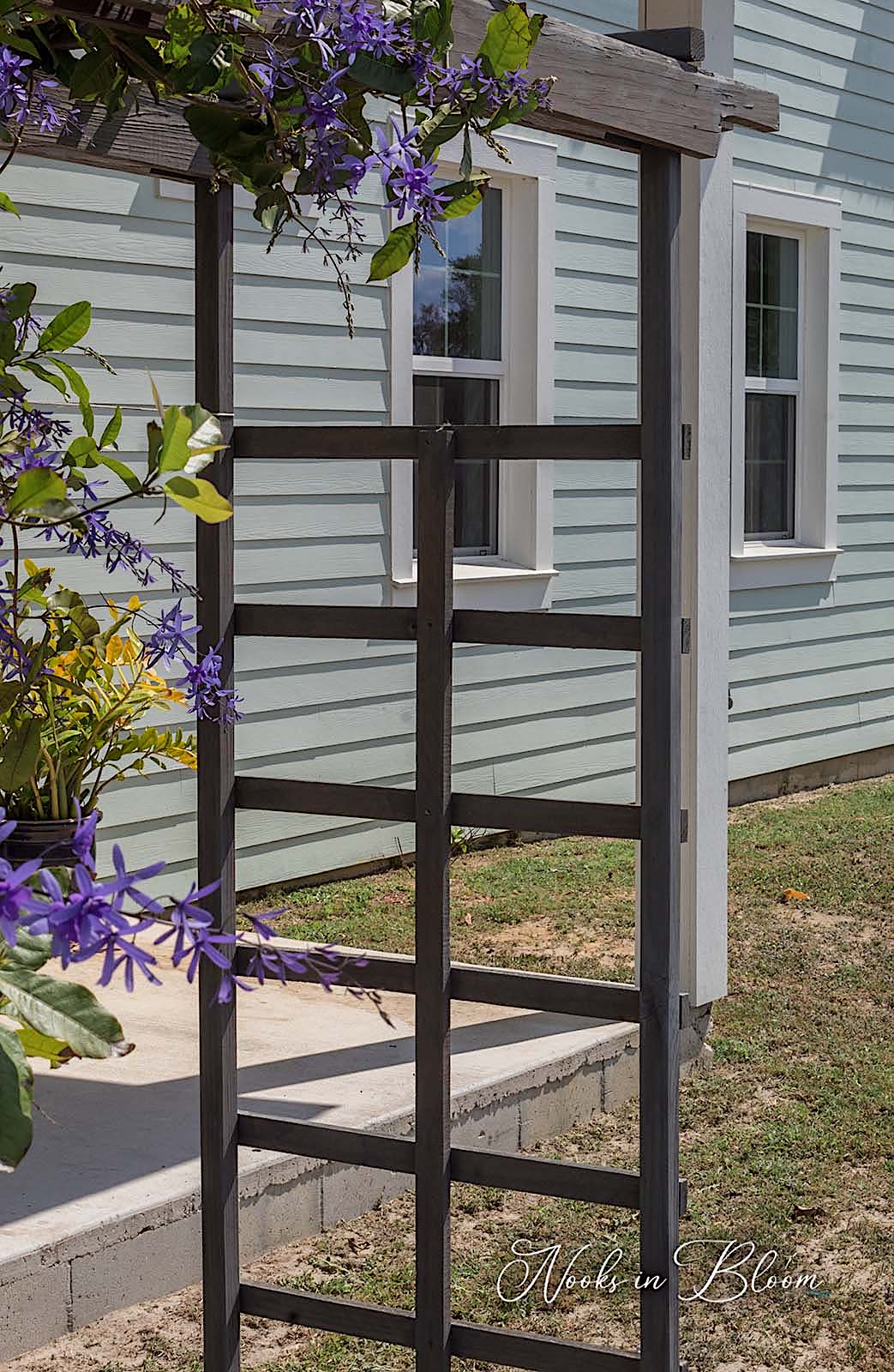 DIY Garden Arbor – Nooks In Bloom