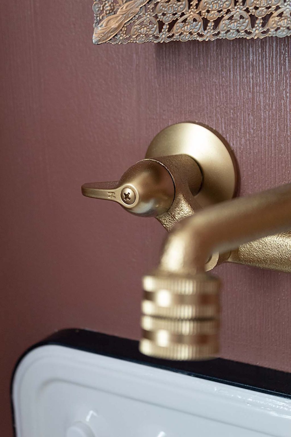 New Look Powder Room – Nooks In Bloom