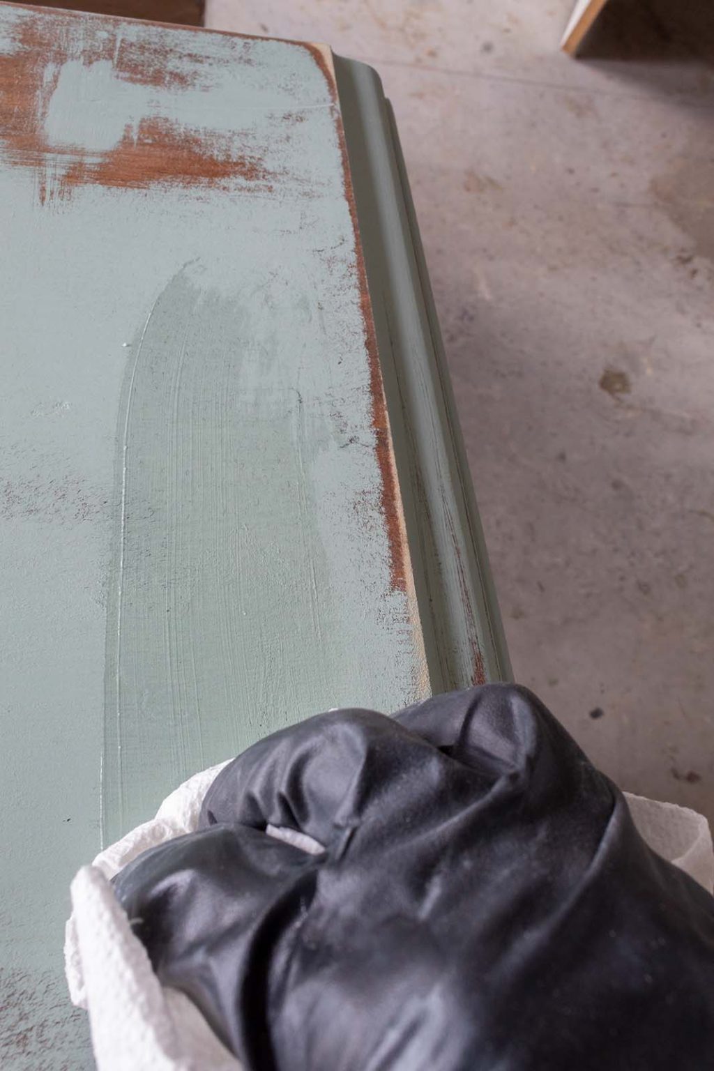 Classic, EASY Distressing Technique – Nooks In Bloom