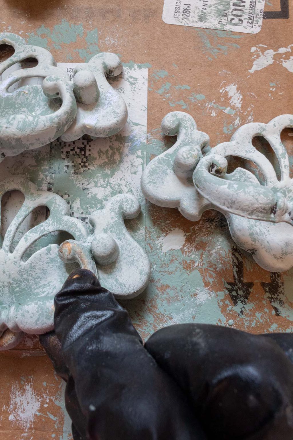 Classic, EASY Distressing Technique – Nooks In Bloom