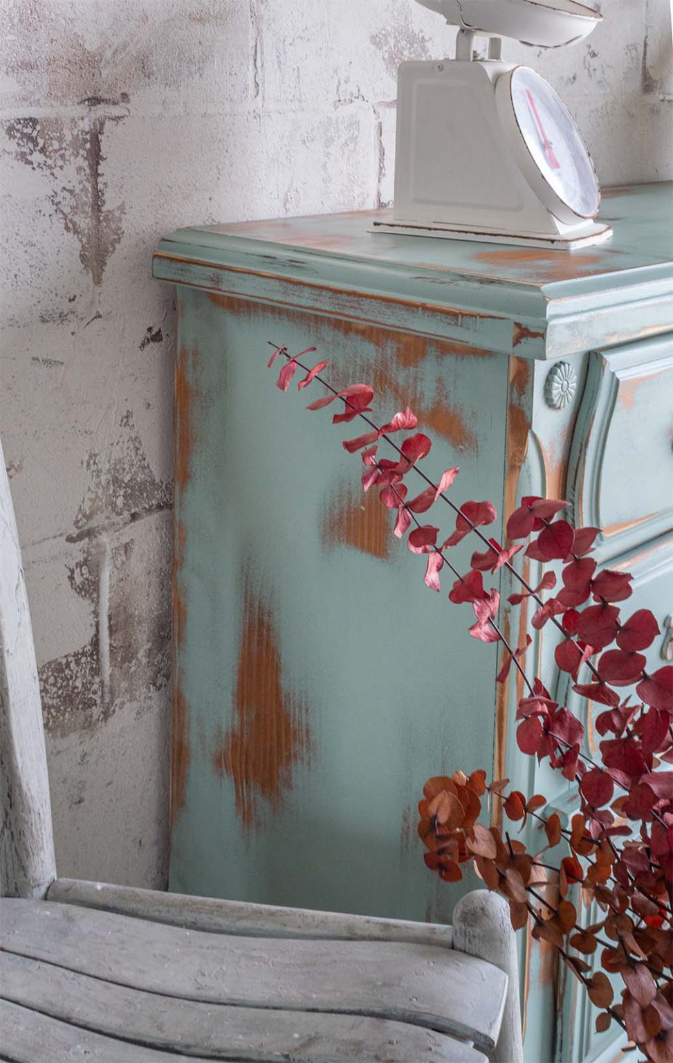 Classic, EASY Distressing Technique – Nooks In Bloom