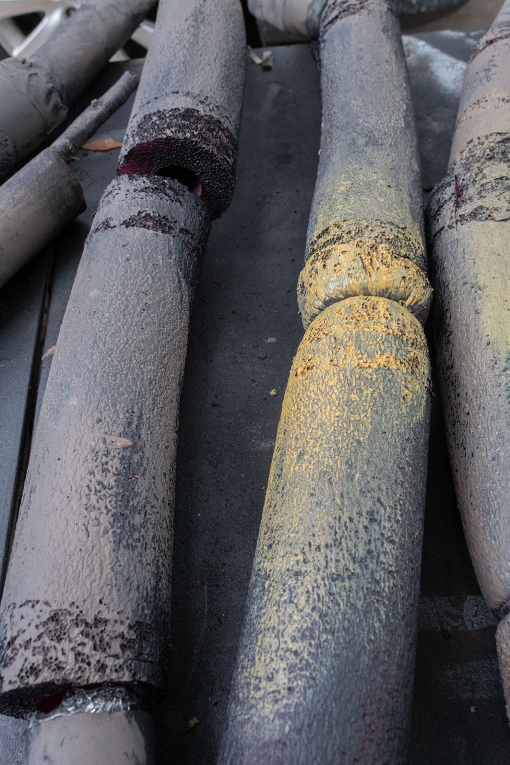 How to Make a Giant Spider | Halloween Decor – Nooks In Bloom